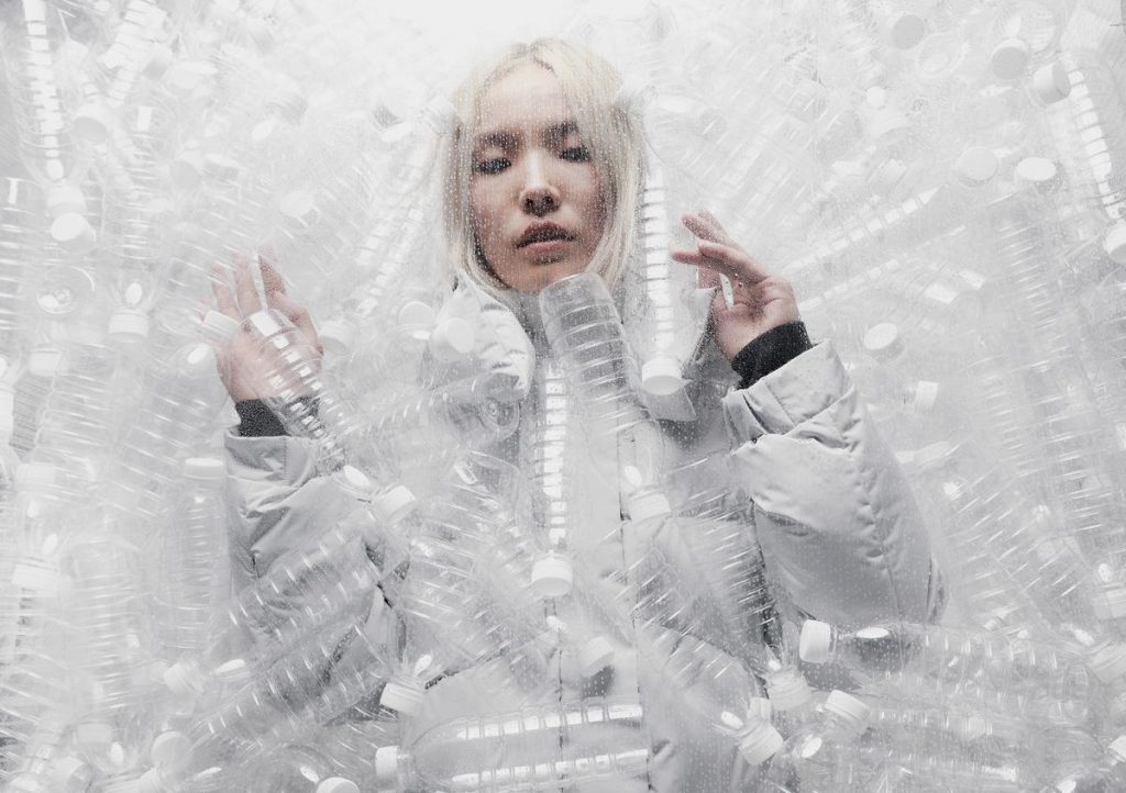 KRAKATAU: A BRAND AT THE CLIMATIC HUB OF THE WORLD – Numéro Berlin