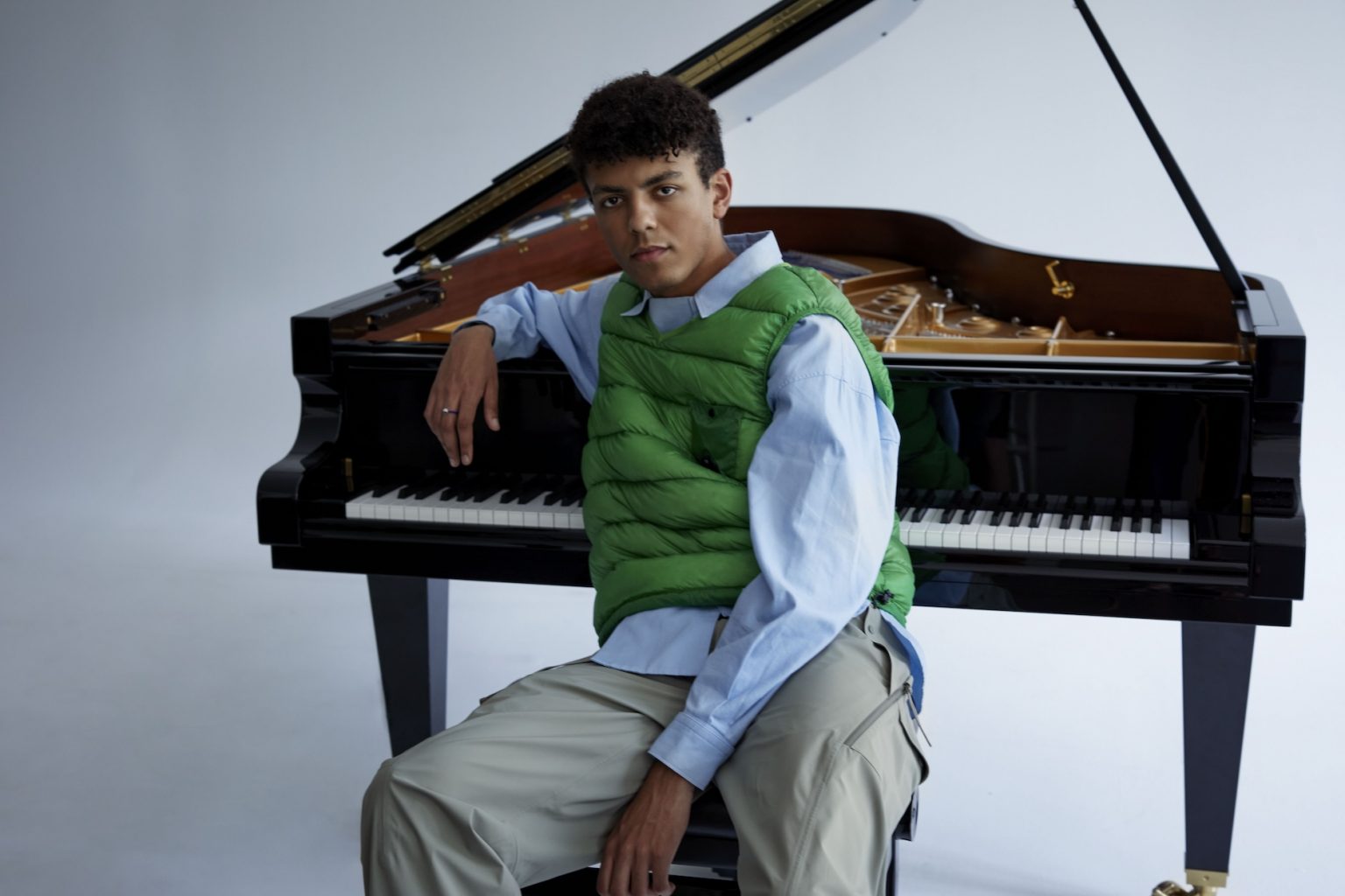 PIANO SENSATION GEN Z: IN CONVERSATION WITH LOUIS PHILIPPSON – Numéro ...